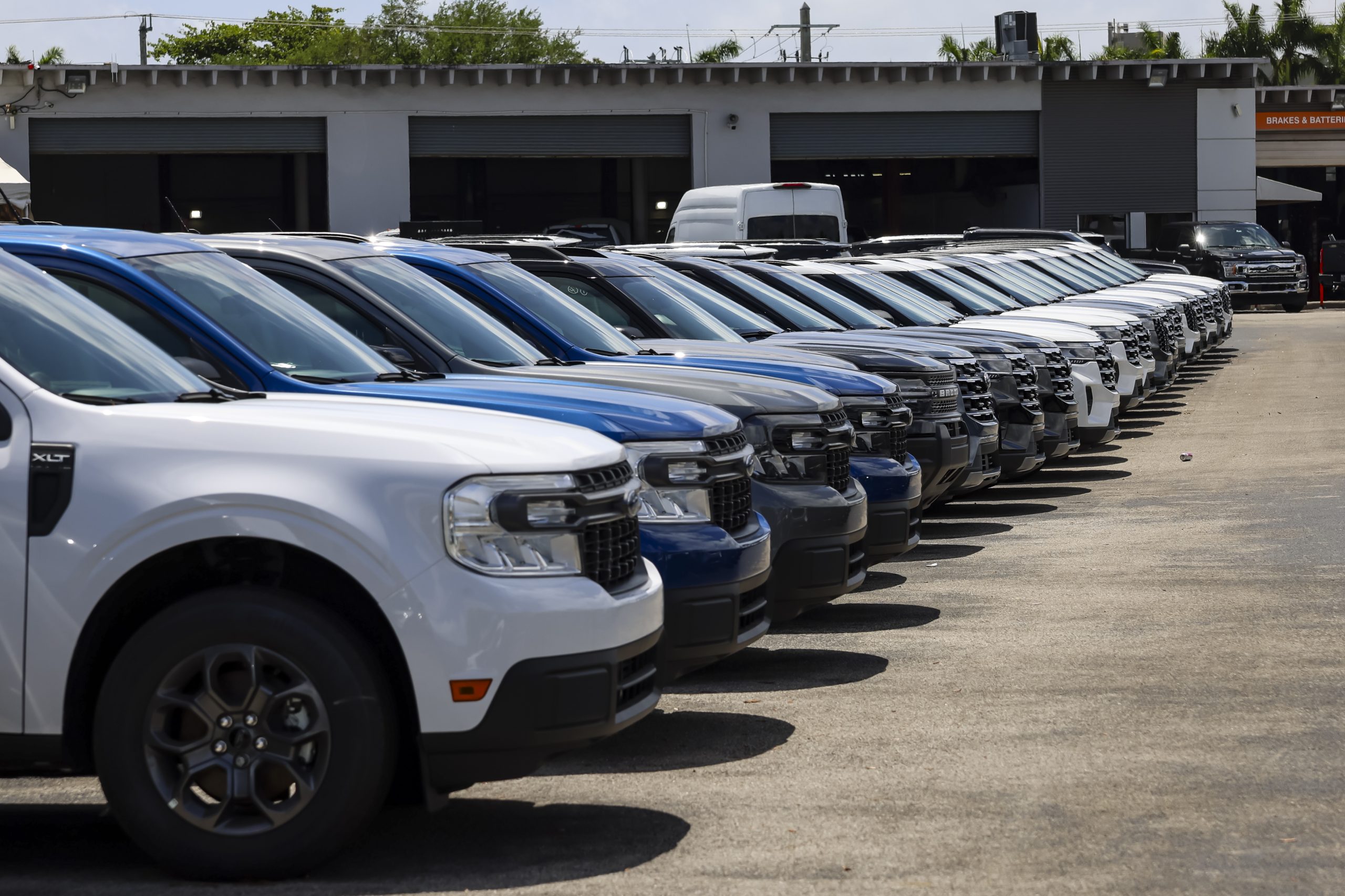 Ventas en EE.UU. de automóviles nuevos caerán un 5.2% en noviembre