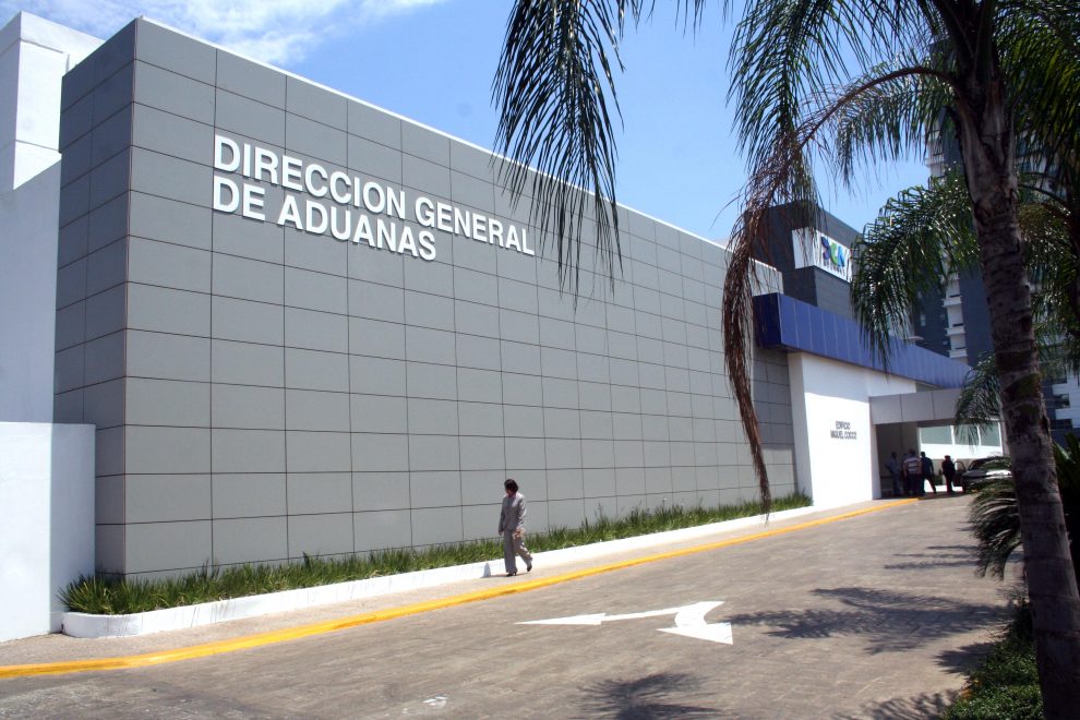 Aduanas recauda RD$85,785 MM en primeros 11 meses 2015