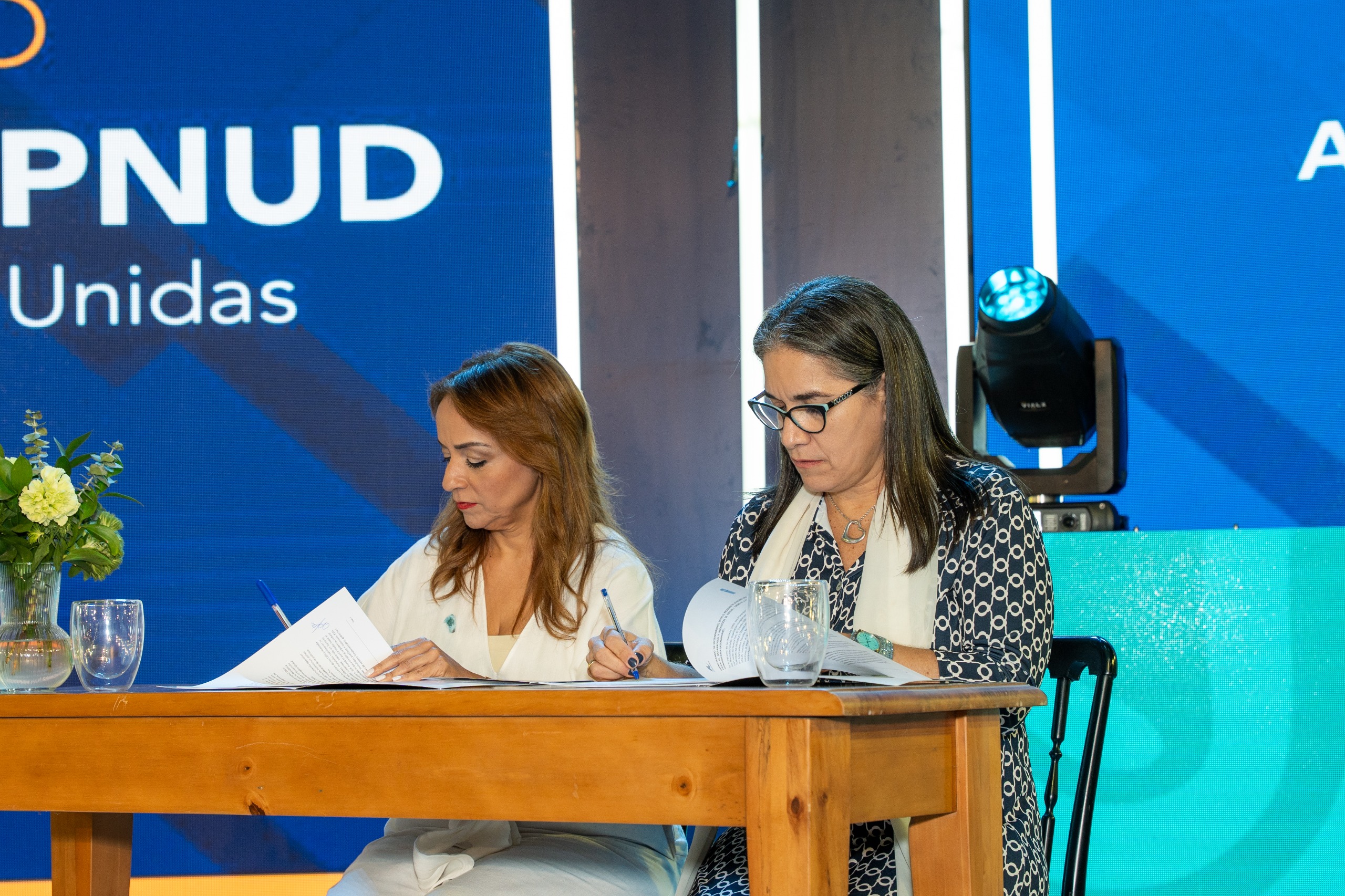 Asonahores incorpora enfoque de género y discapacidad