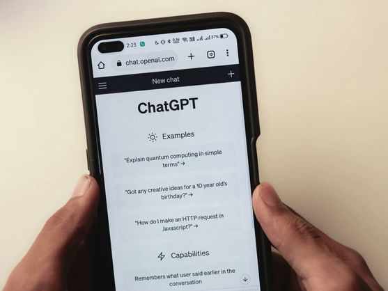 ChatGPT Translate es el nuevo traductor de texto con más de 50 idiomas ...