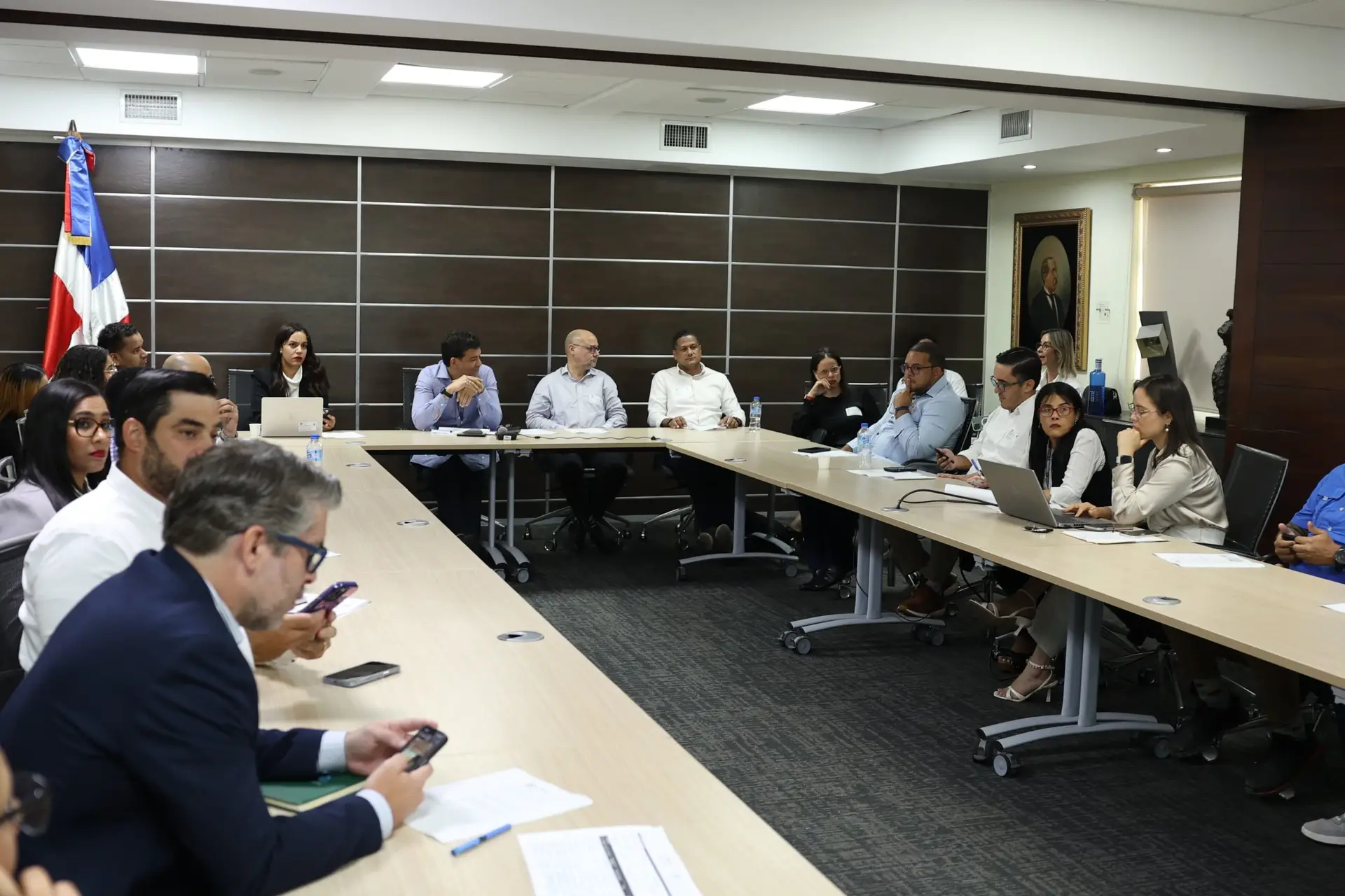 CNFC reconoce eficiencia del despacho de carga refrigerada en horario ...