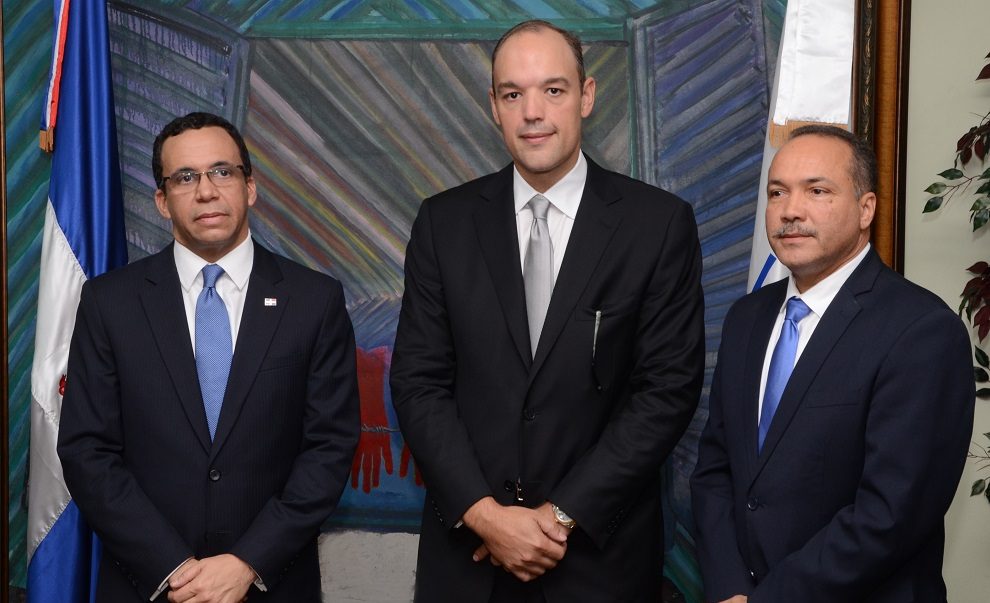 Presidente Indotel se traza como meta el “acceso al conocimiento digital”