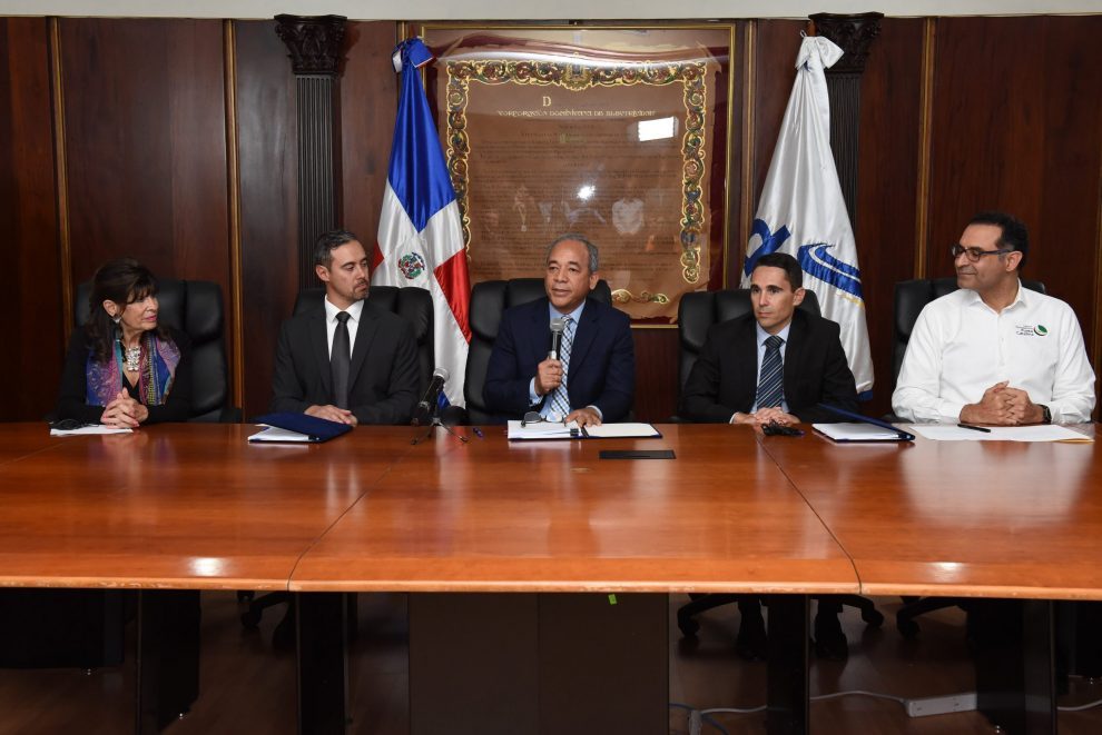 CDEEE contrata a General Electric para mantenimiento de Punta Catalina