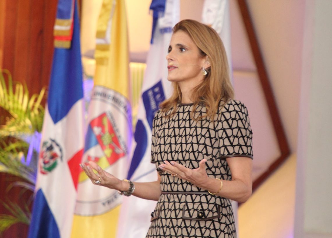 CREES: simplificar el sistema tributario dominicano impulsa la economía