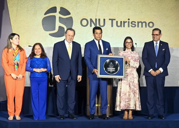ONU Turismo reconoce a David Collado como "el ministro de Las Américas"
