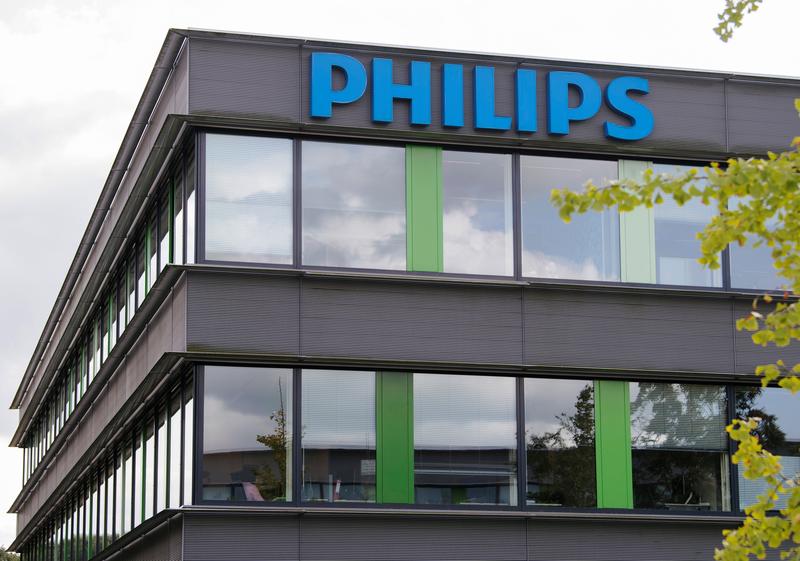 Philips pierde 593 millones hasta junio por costes de reestructuración ...