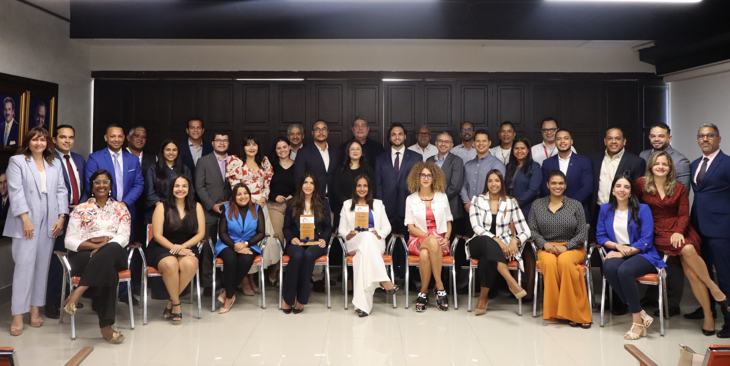 Cadoar y PNUD reconocen propuestas de seguros inclusivos