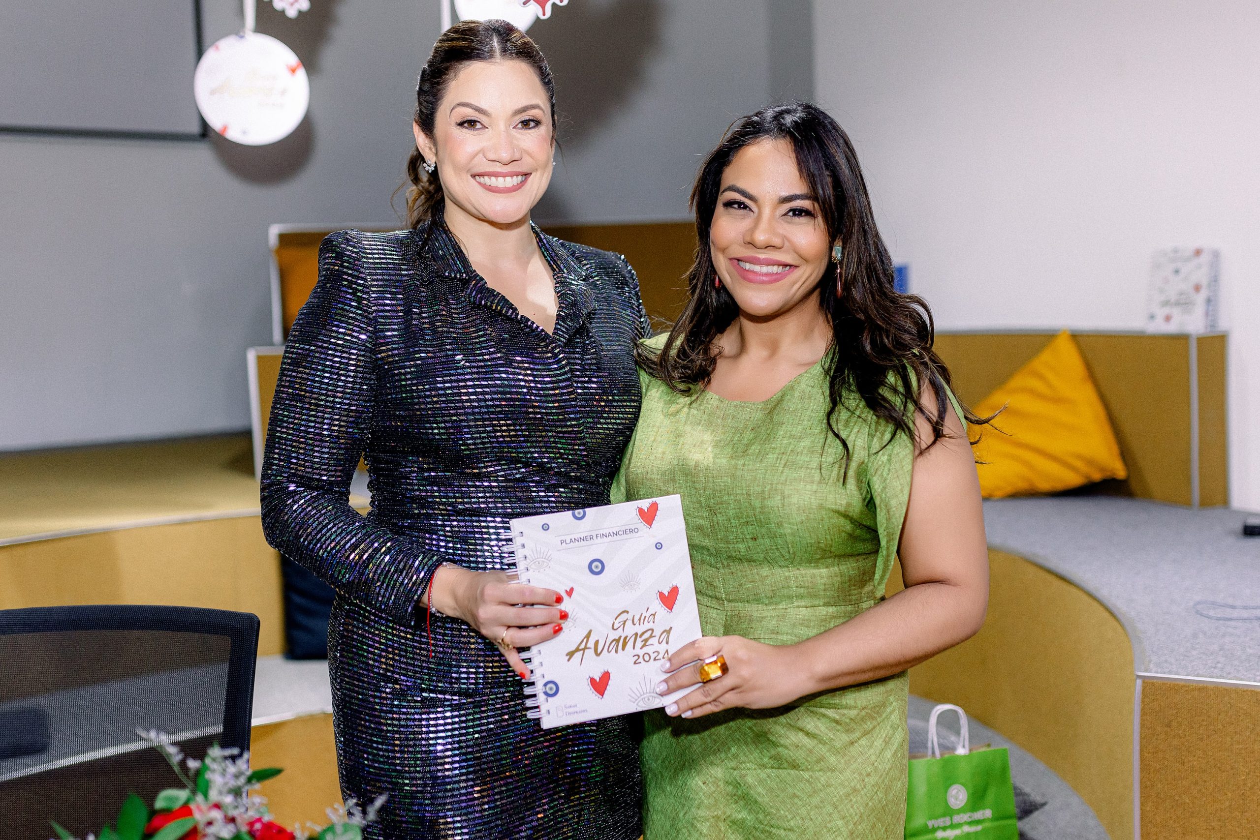 Sarah Despradel lanza sexta edición de la Guía Avanza