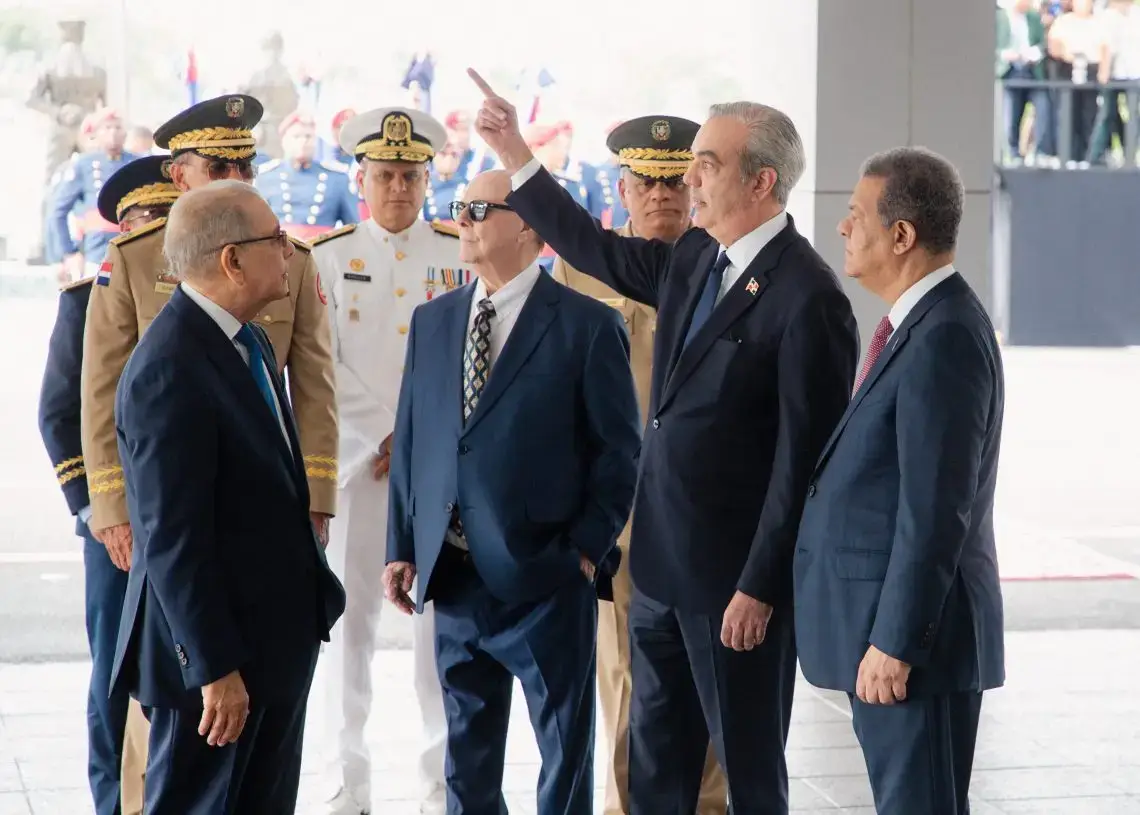Abinader y exmandatarios dominicanos solicitan a Trump, Putin y Xi ...