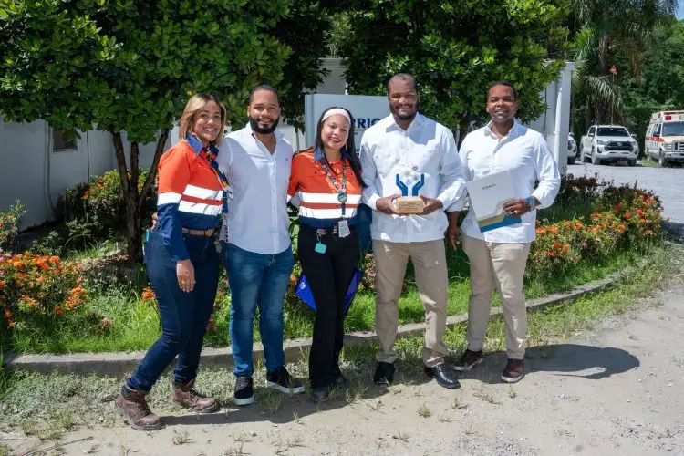 barrick reconoce empresa - Periódico elDinero