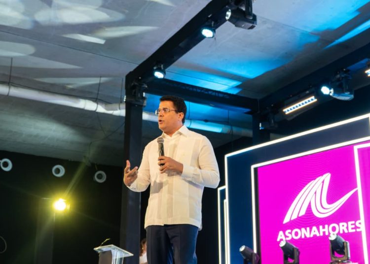 ONU Turismo reconoce a David Collado como "el ministro de Las Américas"