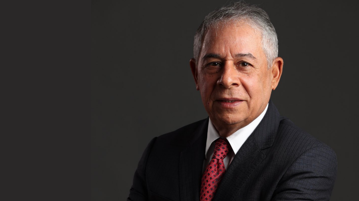 Abinader designa a Roberto Salcedo como embajador en Panamá